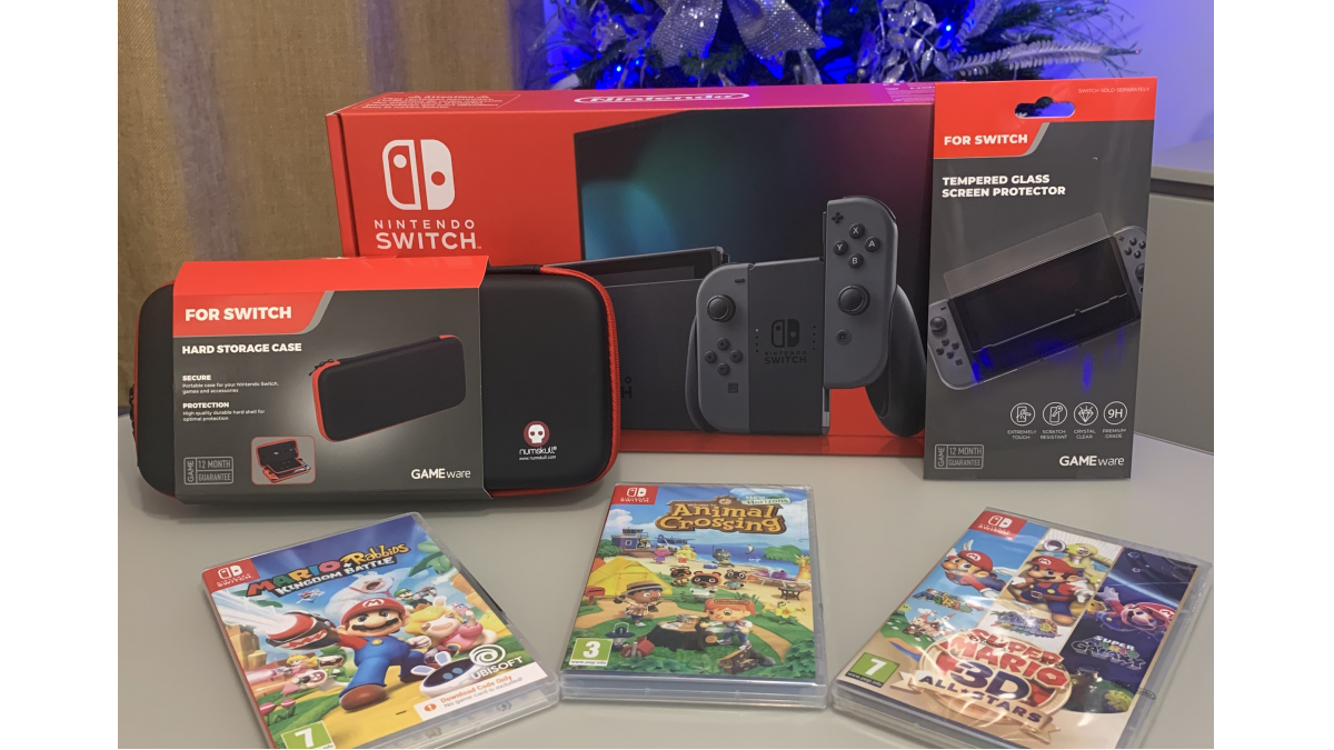 Enter Raffle to Win Nintendo switch console bundle hosted by Luke Jones