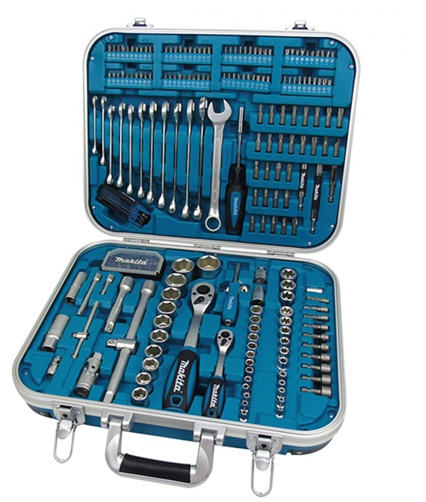 Enter Raffle to Win Makita tool set hosted by Musketeers competitions