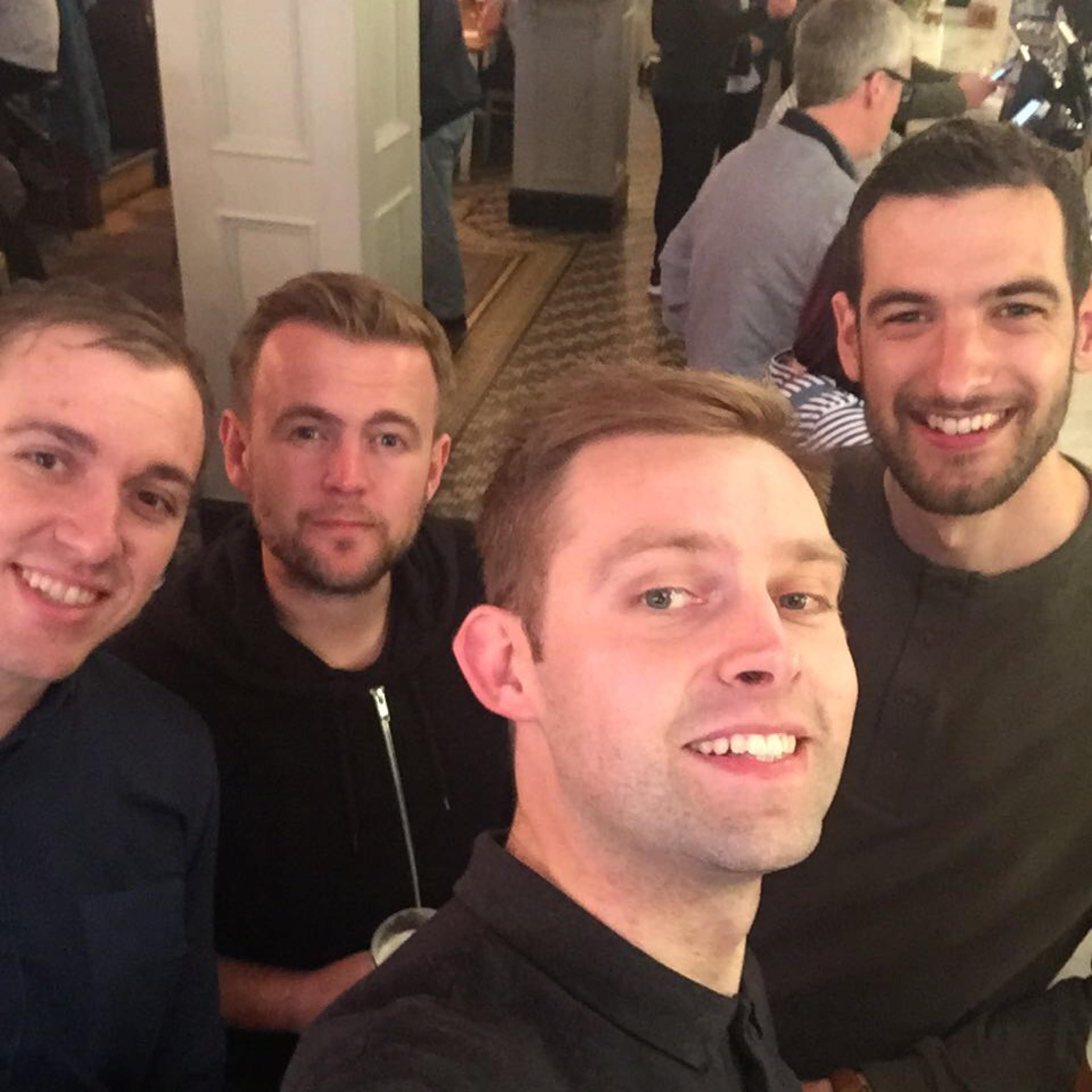 Enter Raffle to Win £100 in your bank hosted by Graham Whittle